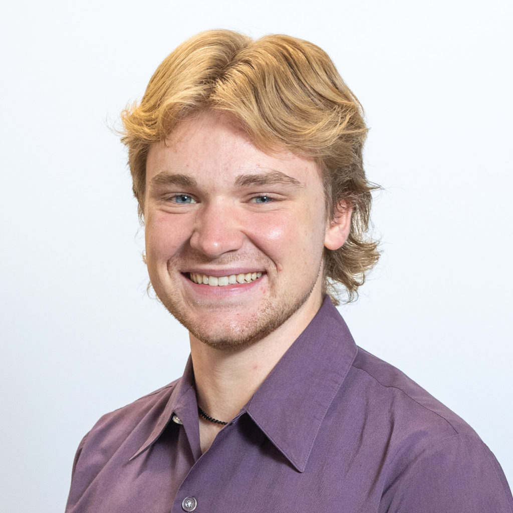 OUR TEAM - Your Project M.O.